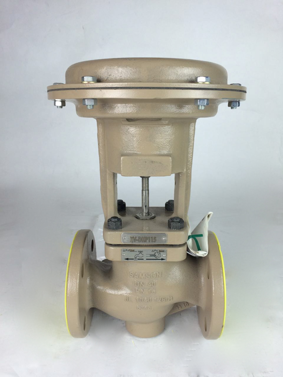 Samson 3351 - 08 DN40 1-1/2" PN16 Pneumatic Valve - New