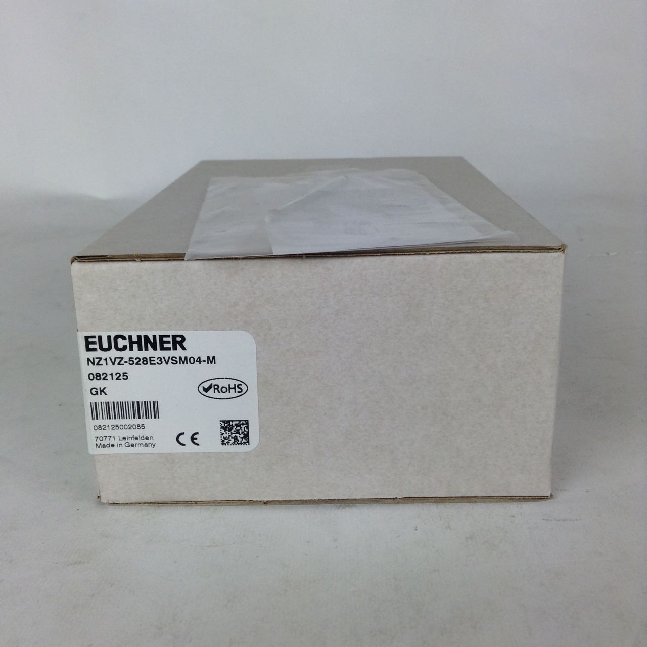 Euchner NZ1VZ-528E3VSM04-M Mechanical Safety Switches - New