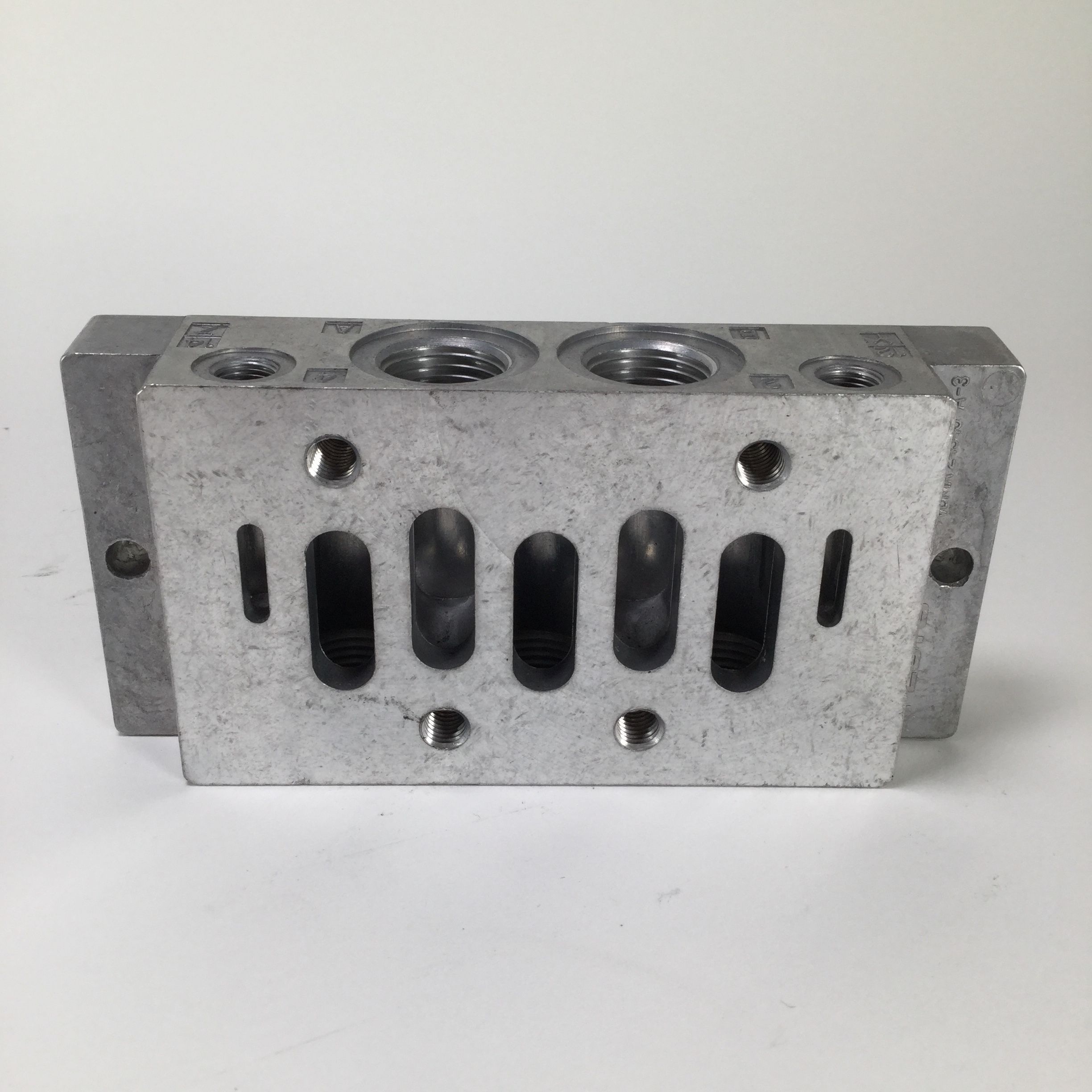 Festo VDMA 24345-A-3 sub bases valves side ported verteiler New NMP