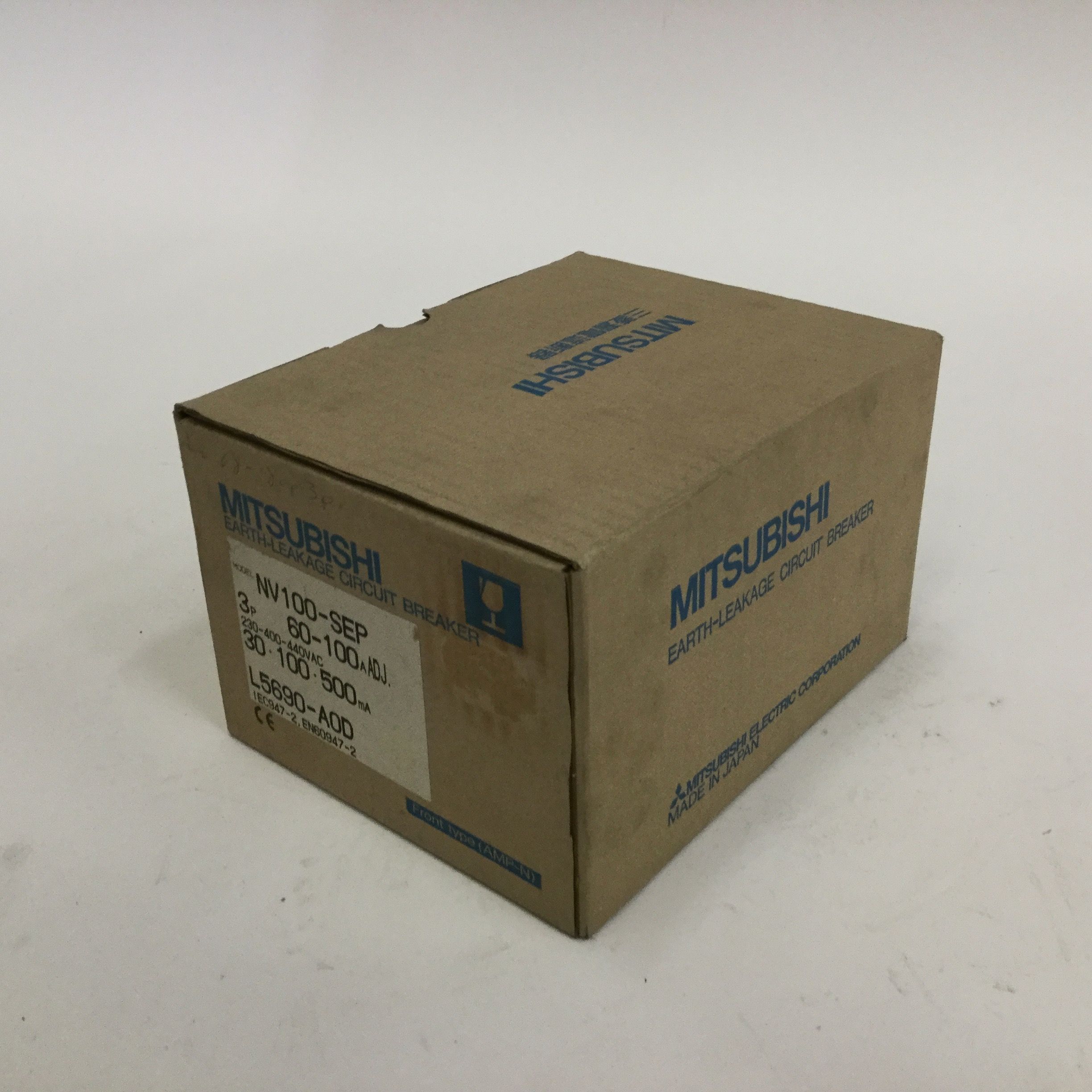 Mitsubishi NV100-SEP | Maxodeals