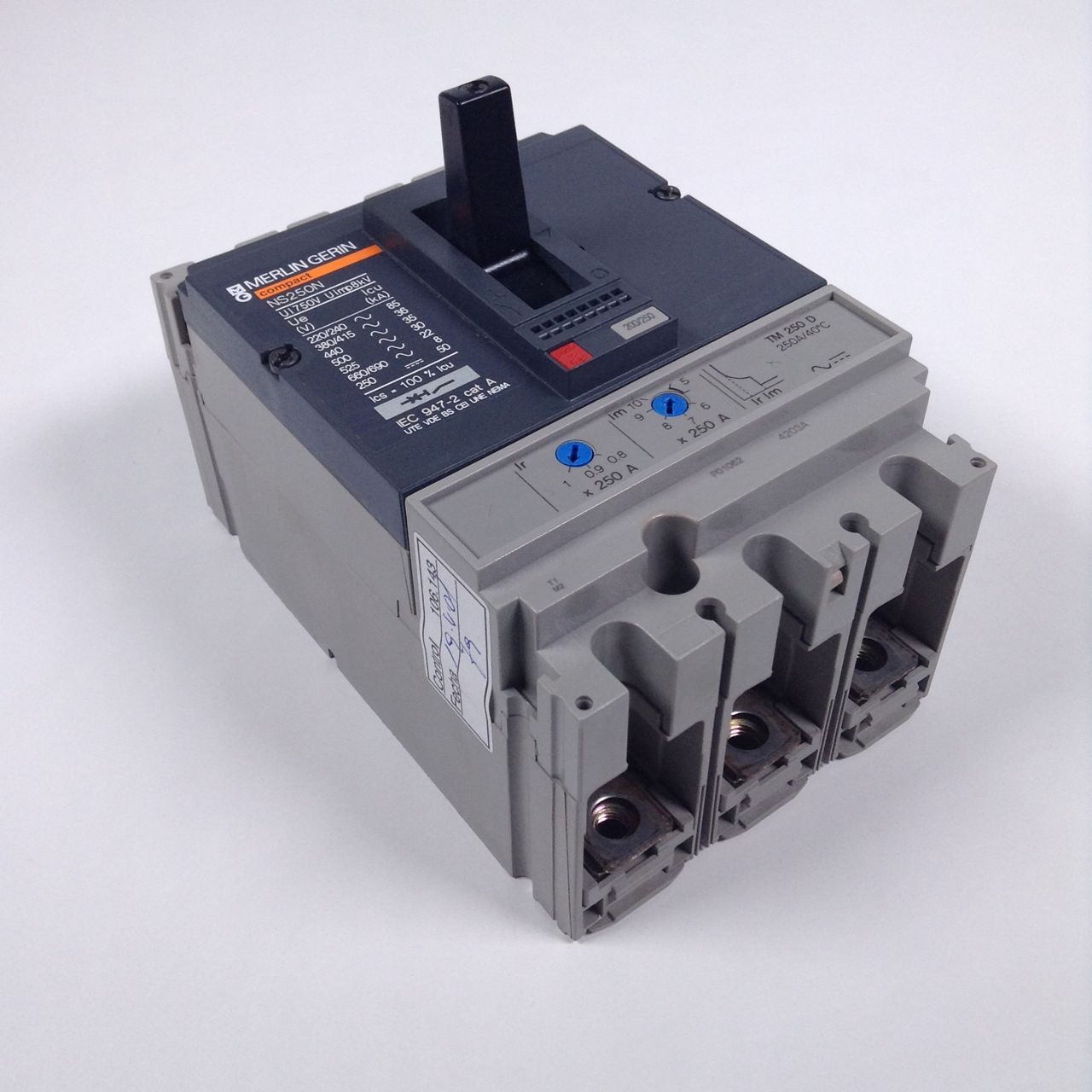 Merlin Gerin NS100-160-250N/H/NA Compact Merlin Gerin NFP