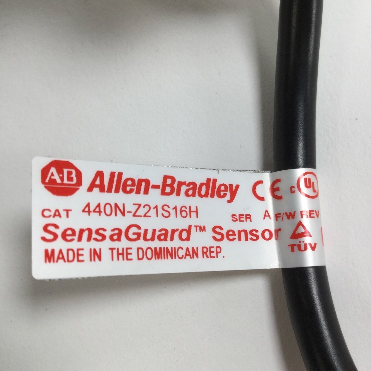 Allen Bradley 440N-Z21S16H Sensaguard 440N RFID Safety switch Ser A New NMP