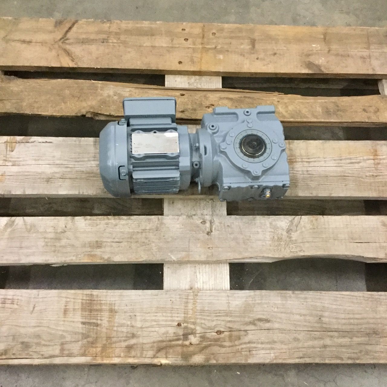 Sew Eurodrive SA47/TDRS71S4 reducer 1380/12 rpm 0.37kW 240/415V i110.73 ...