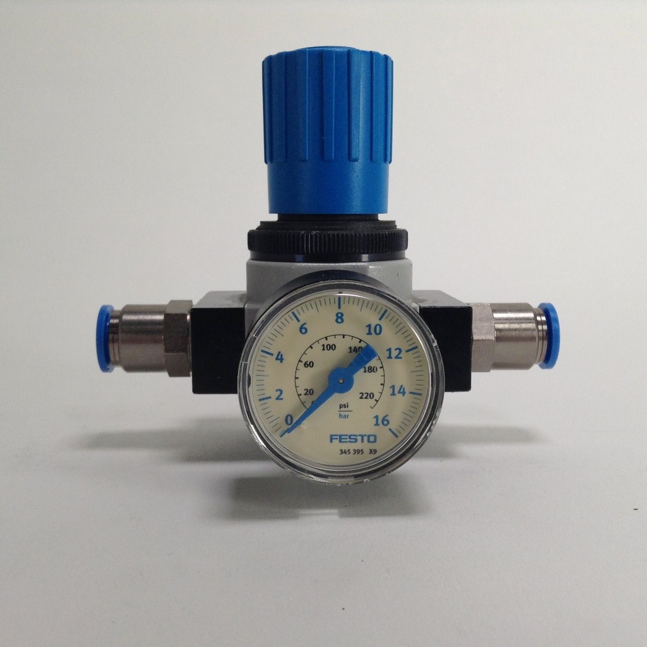 Festo LR-D-I-MINI druckregler pressure regulator + manometer 16bar Used UMP