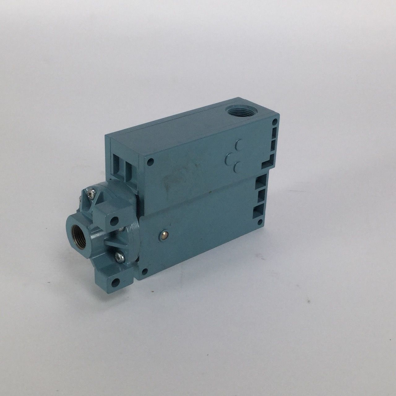 Telemecanique XMG-B008 Pressure Switch Druckschalter XMG B008 New NFP