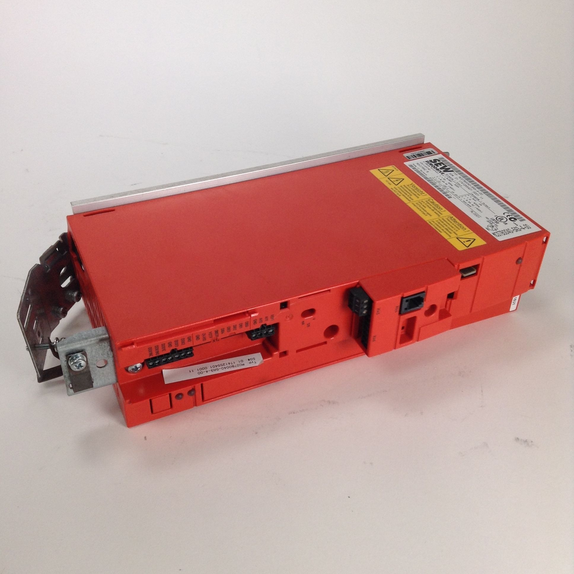 Sew Eurodrive MC07B0040-5A3-4-00 Umrichter Movitrac B MC07B0040 Used UMP