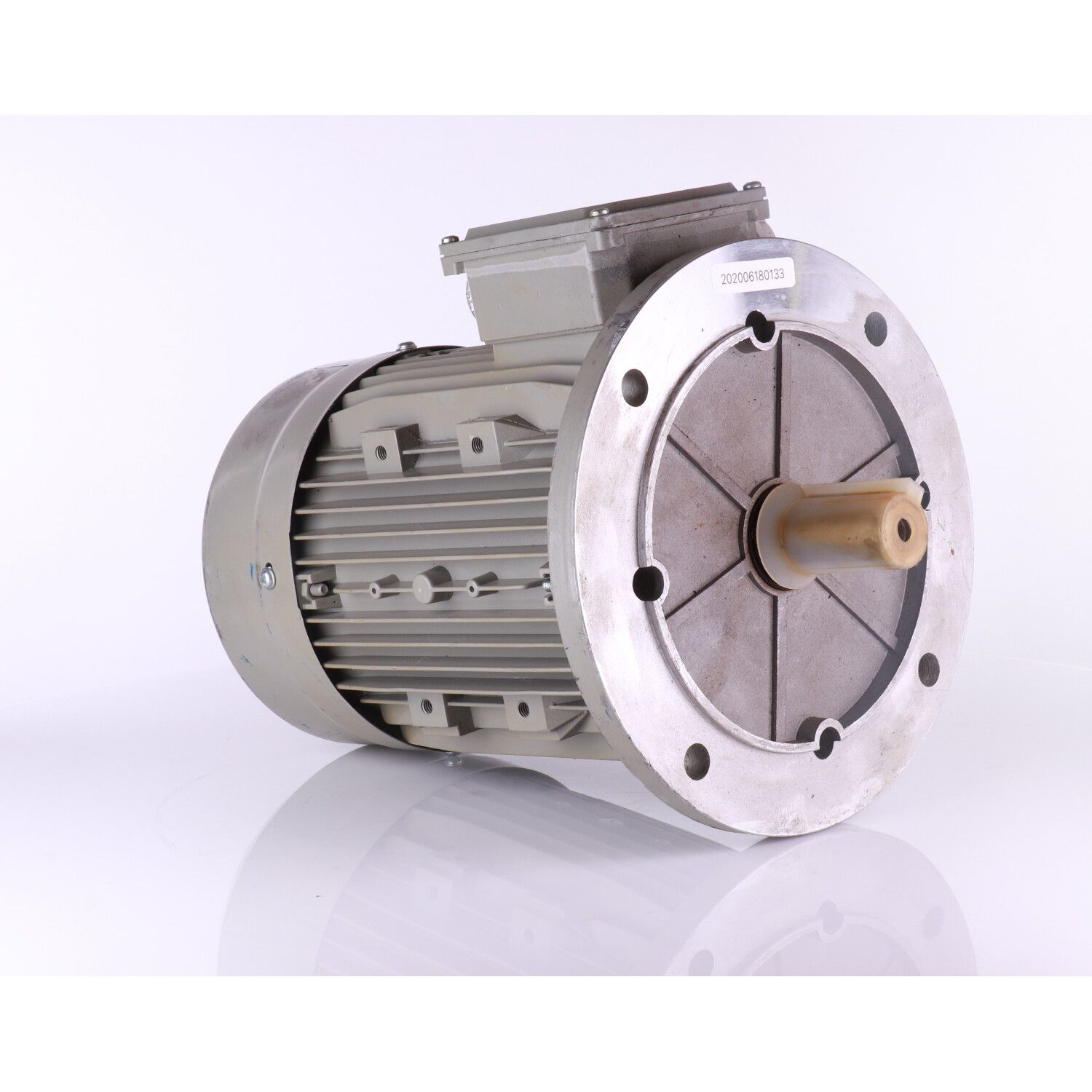 Helmke DOR100L1-04-2A-186 Motor 230/400V 2.2kW 1440rpm B5 New NMP