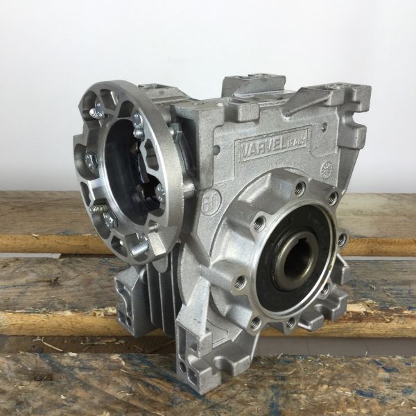 Varvel SRT06056G525 Wormgear Gears Getriebe Schneckengetriebe i=56 New NMP