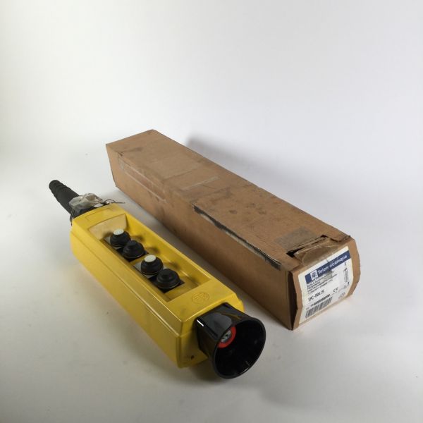 Telemecanique XAC-B0419 Pendant control stations New NFP