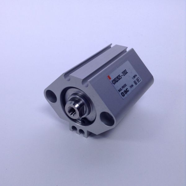 SMC CDQ2B25-20DZ Cylinder bore 25 stroke 20 NEW NMP