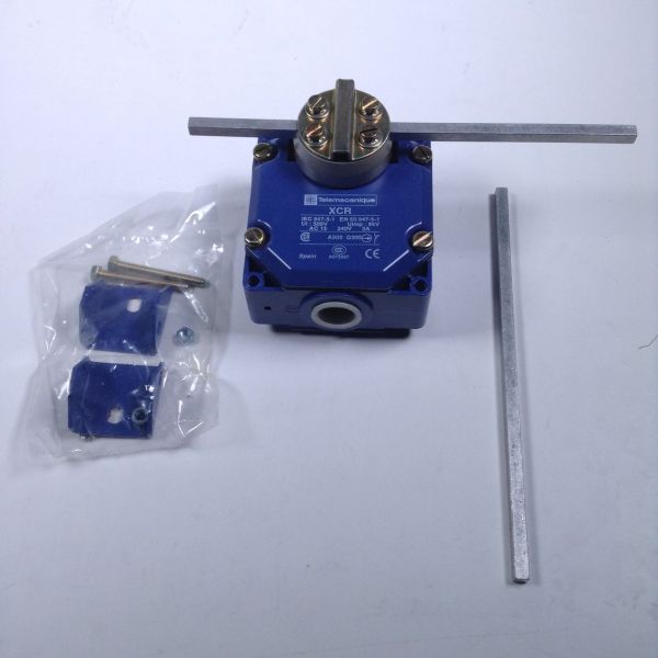 Telemecanique XCRE18 Limit Switch XCR 2X(1NC+NO) NFP