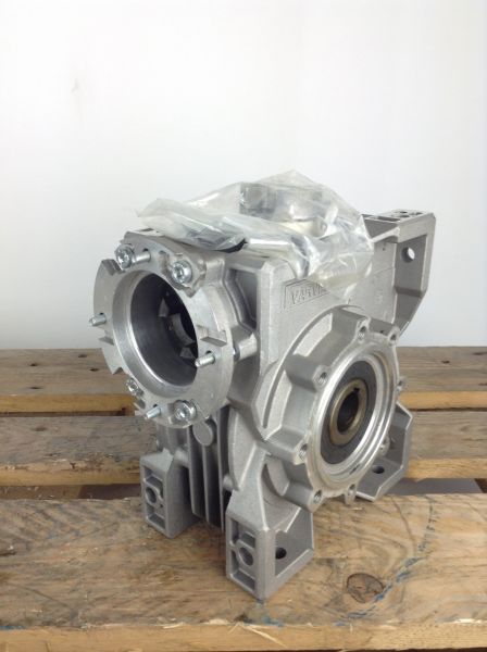 Varvel SRT08500G632 Wormgear Schneckengetriebe Gears Getriebe i=100 New NMP