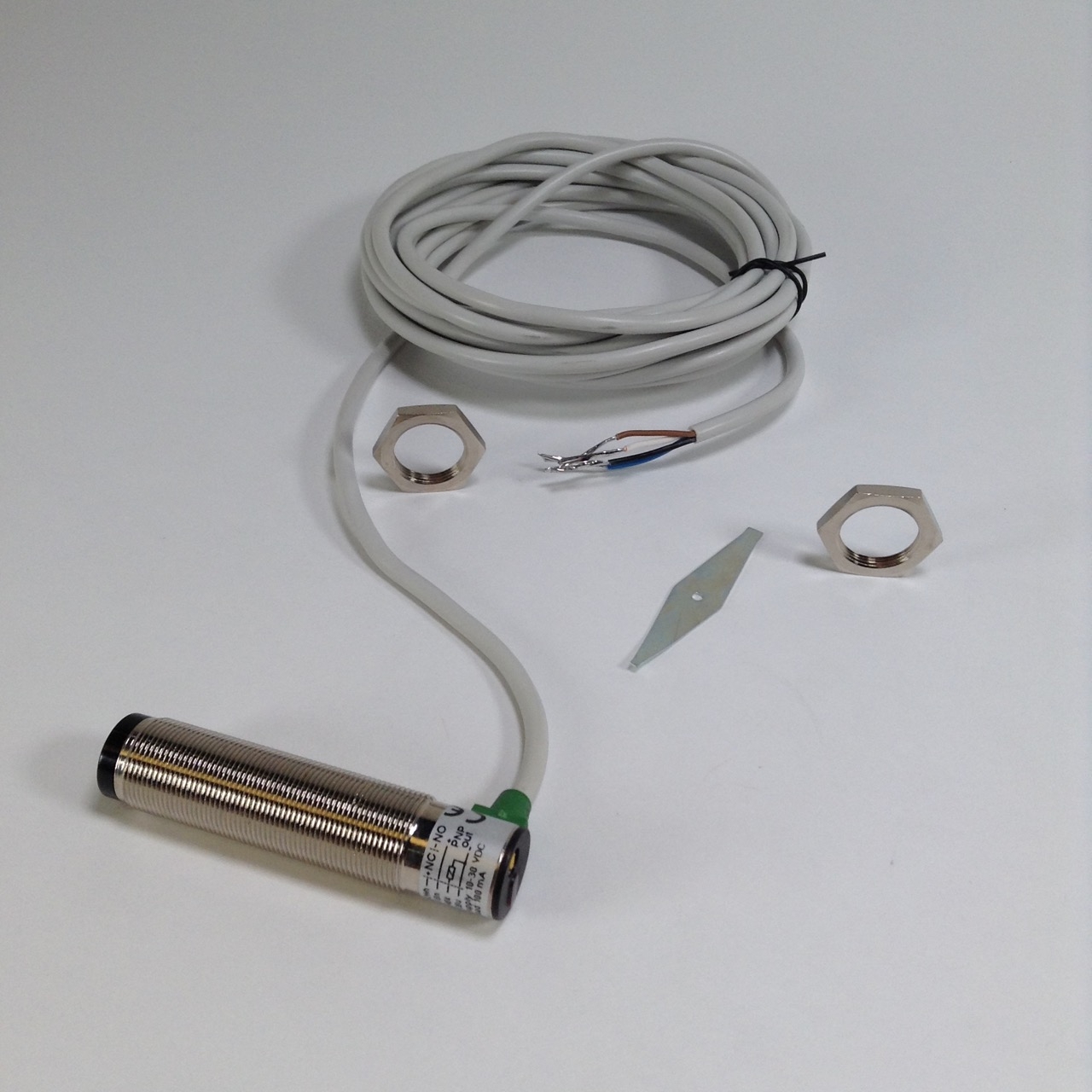 Diell SA6/0P-1C86 Cylindrical Photoelectric Sensor Micro Detector 3196 ...