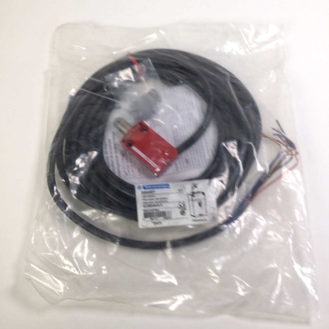 Telemecanique XCSM3902L5 | Maxodeals