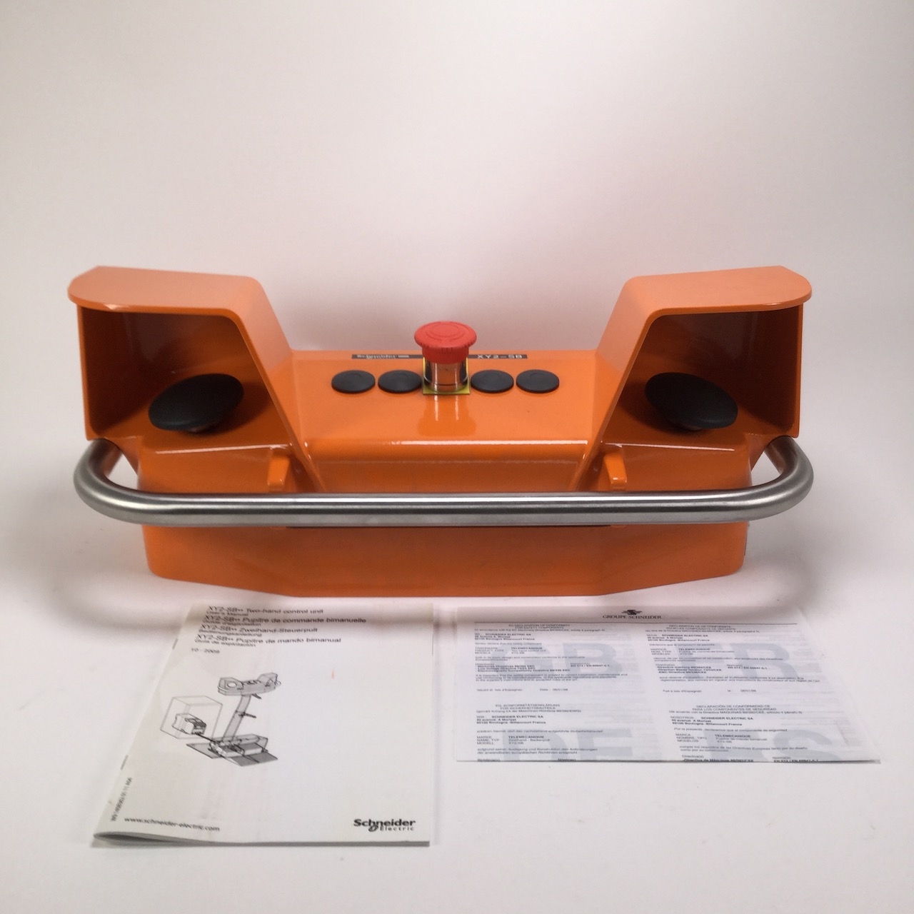 Schneider Electric XY2SB71 Two hand control unit Preventa XY2 SB71 New NFP