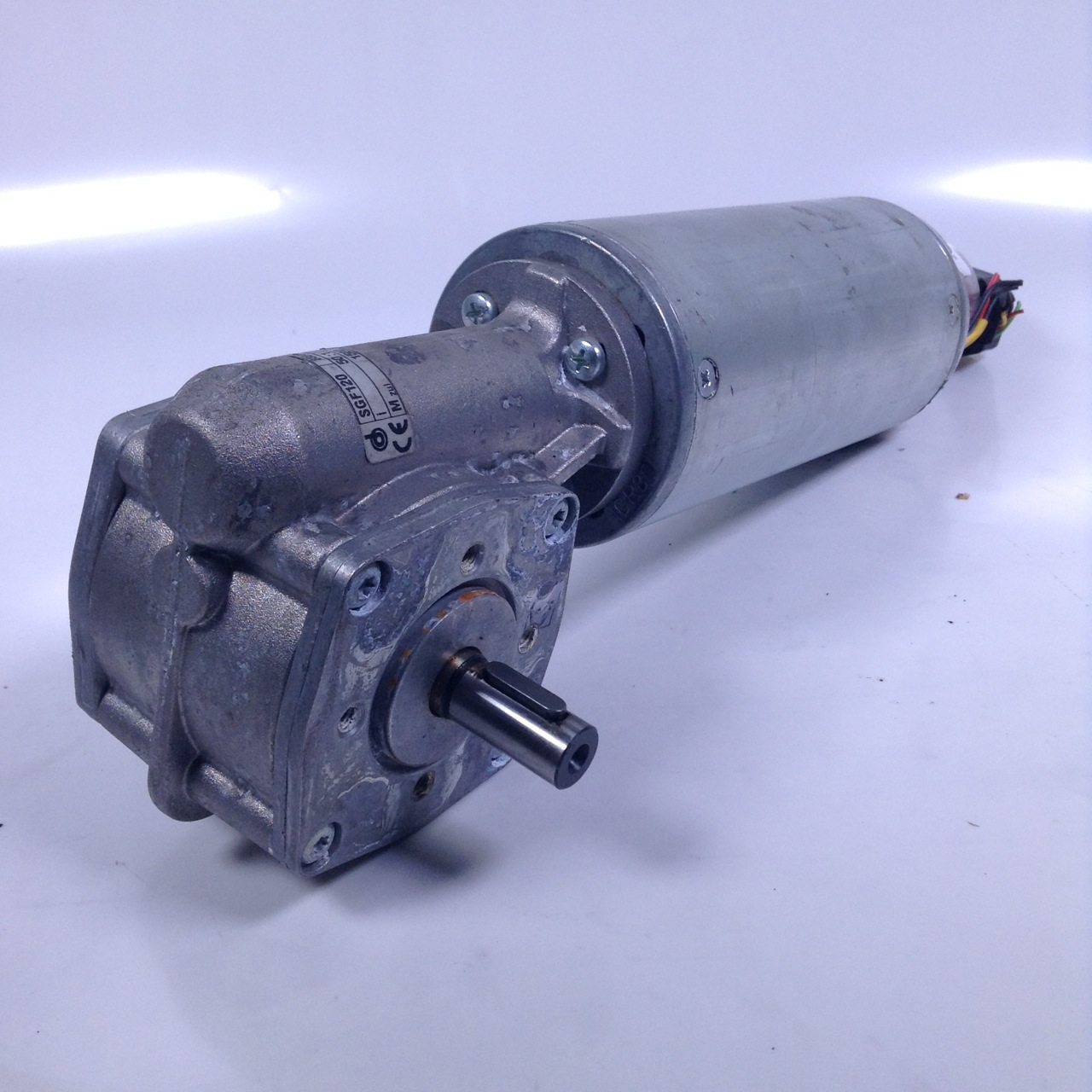 Dunkermotoren GR80X80 DC Motor 2910rpm 30Vdc 7.5A + Gearbox UMP