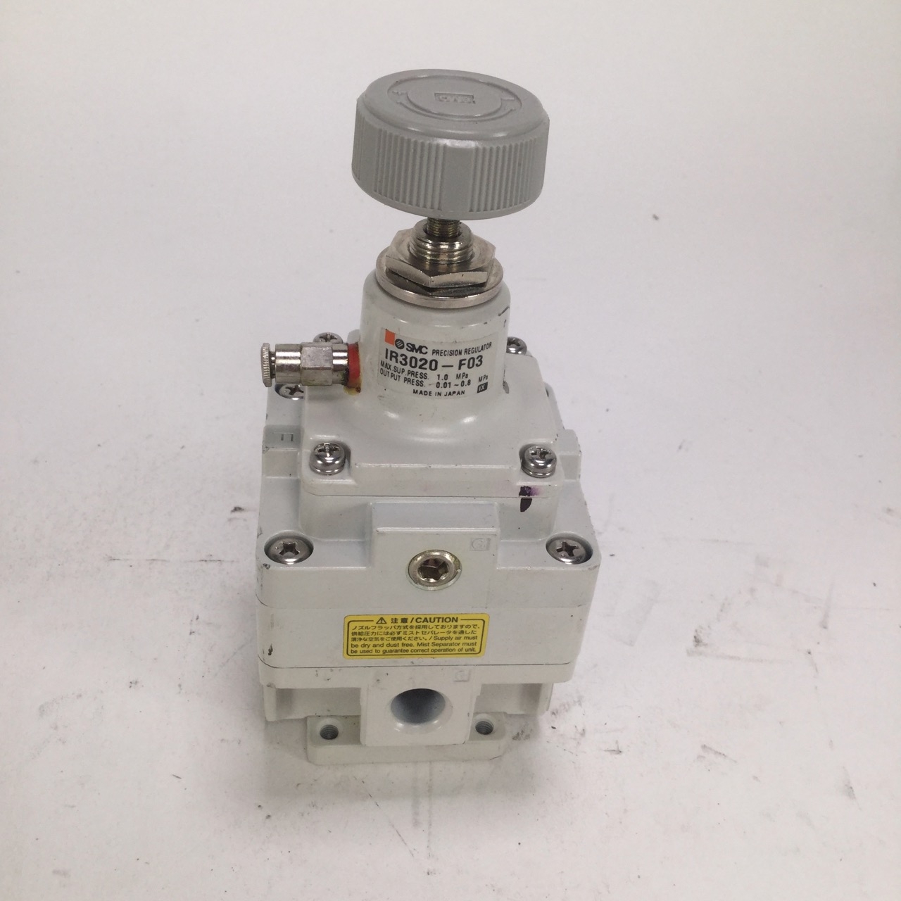 SMC IR3020-F03 Precision regulator Druckregler IR3020 F03 Used UMP