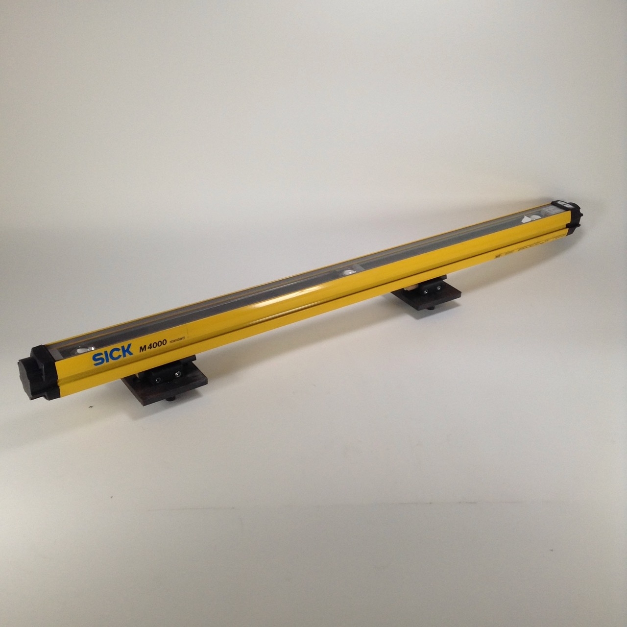 Sick M40S-034010AR0 Multiple light beam safety device M4000 1200013 New NMP