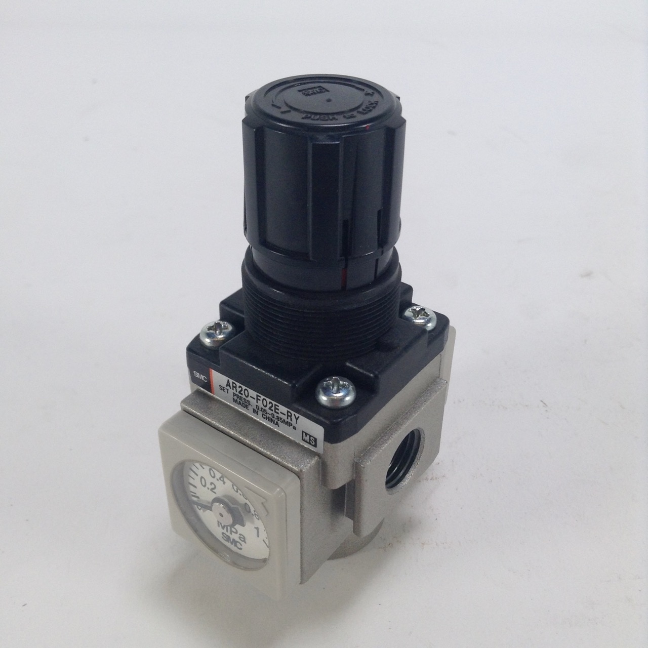 SMC AR20-F02E-RY regulator modular regler regelventil AR20 F02E RY New NMP